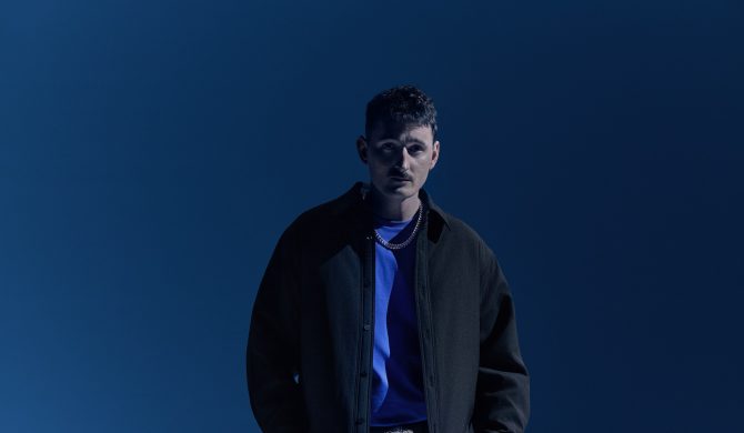 Dawid Podsiadło pokazał nowy merch na Obrotowy Tour 2026. Dziś rusza ...